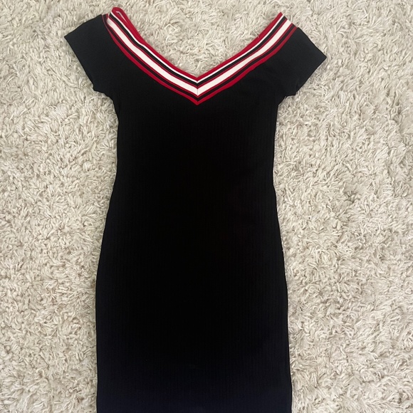 Urban Outfitters | Dresses | Urban Outfitters Xs Body Con Black Dress ...
